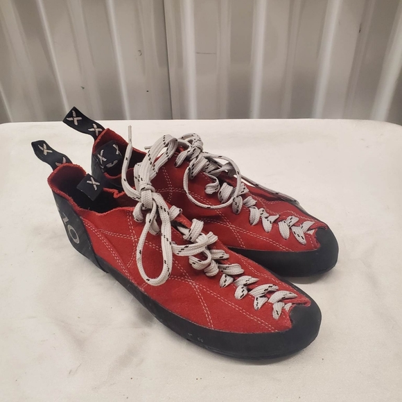 climbing shoes | Shoes | Steath C4 5 Unisex Rock Climbing Shoes | Poshmark
